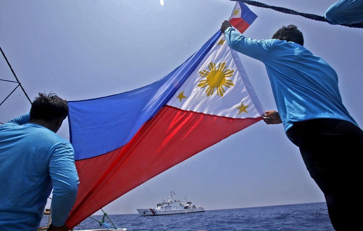 Philippines to 'Stand Our Ground' in South China Sea Dispute | EUROTV ...