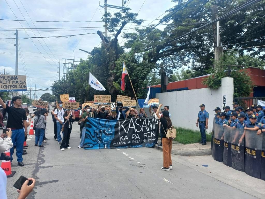 KILOS-PROTESTA NG MGA MAG-AARAL SA BULACAN, IKINASA SA DPWH 1ST ...